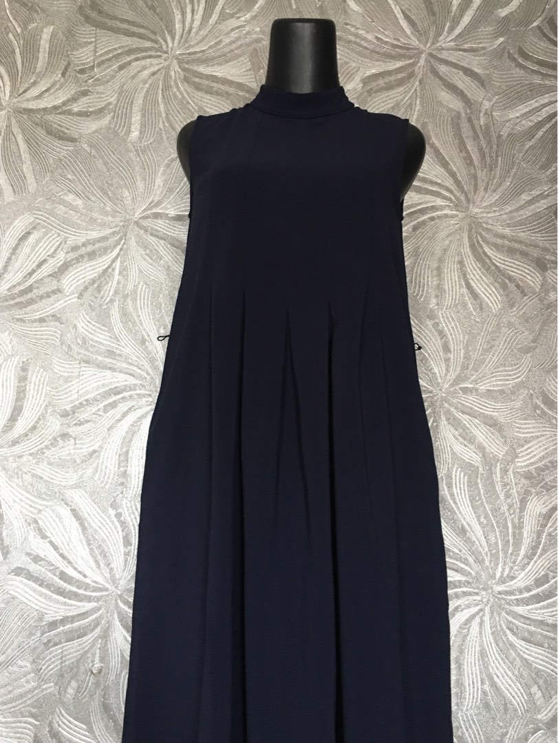 DRESS BRAND UNIQLO CUANTIK WARNA NAVY BLUE, lingkar dada 88cm, panjang ...