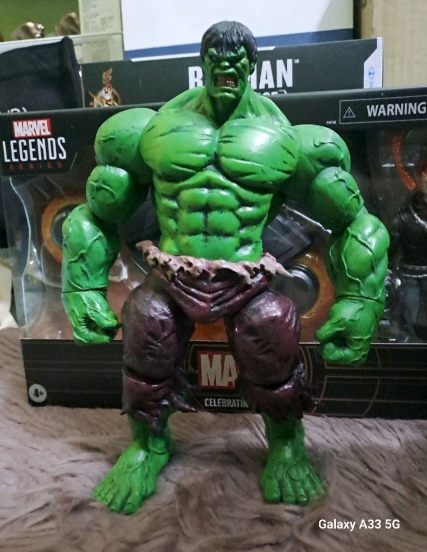 Hulk Marvel Select Hasbro, Hobbies & Toys, Toys & Games on Carousell