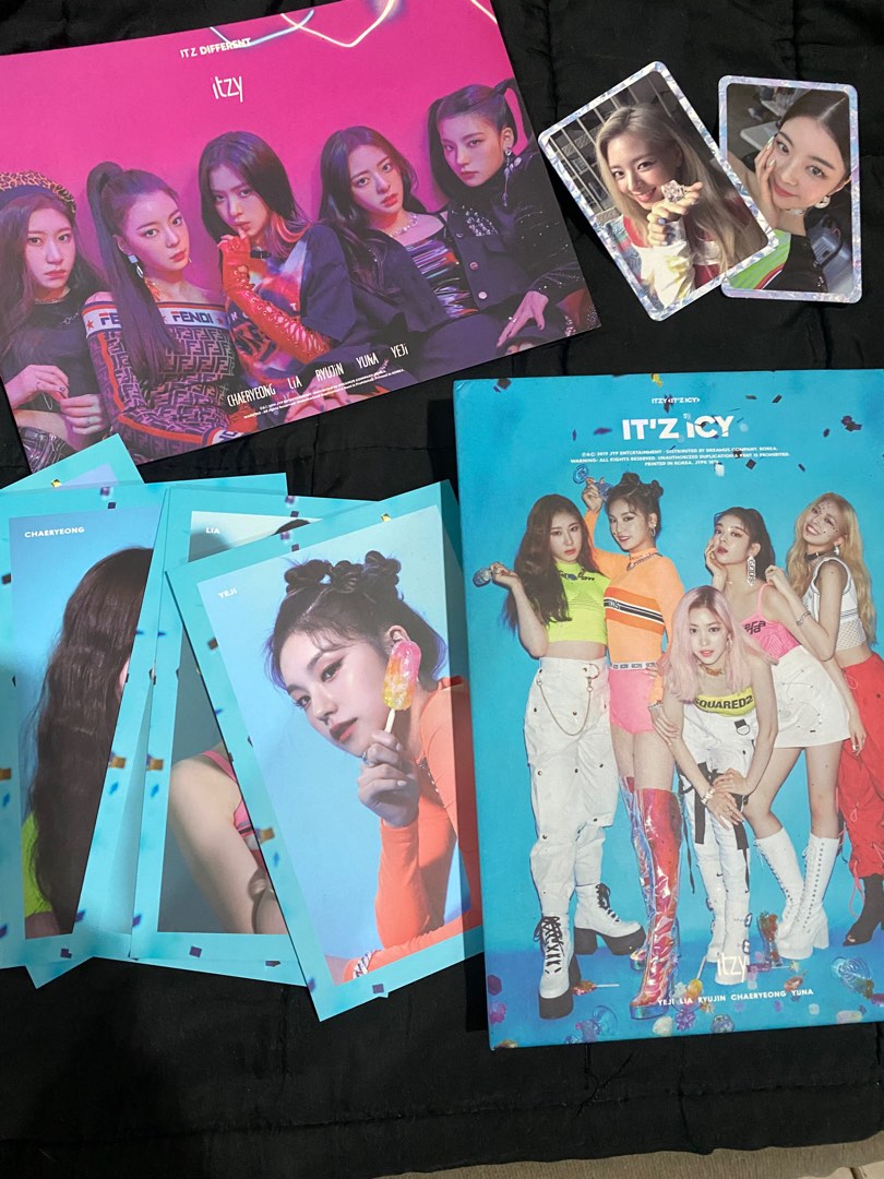 Itzy Icy album and itz different photo album, Hobbies & Toys ...
