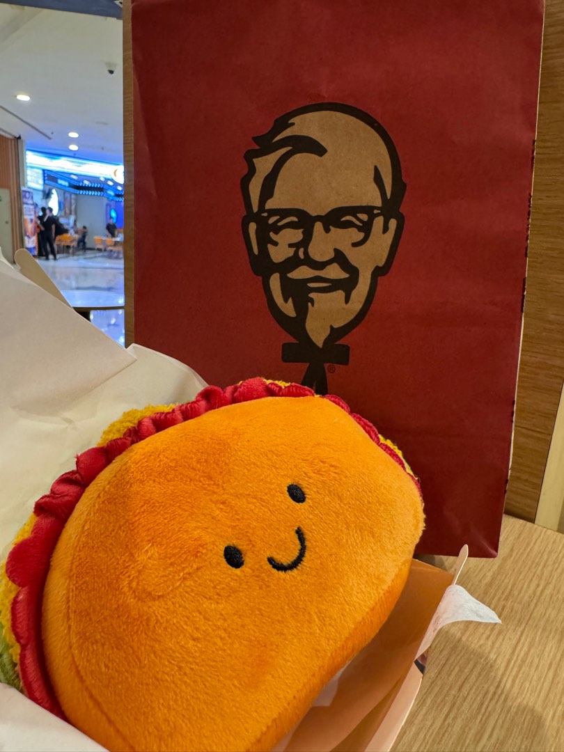 KFC Mantou, Hobbies & Toys, Collectibles & Memorabilia, Fan Merchandise ...