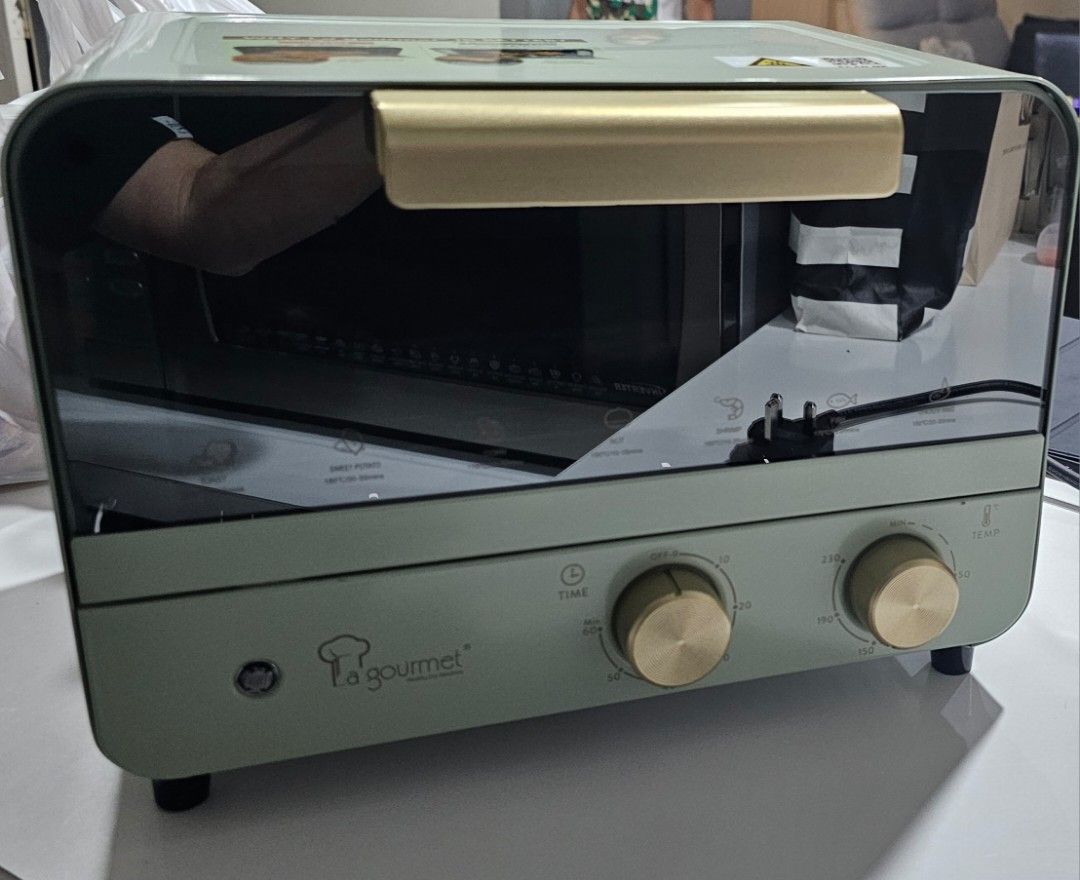 LA GOURMET OVEN, TV & Home Appliances, Kitchen Appliances, Ovens ...