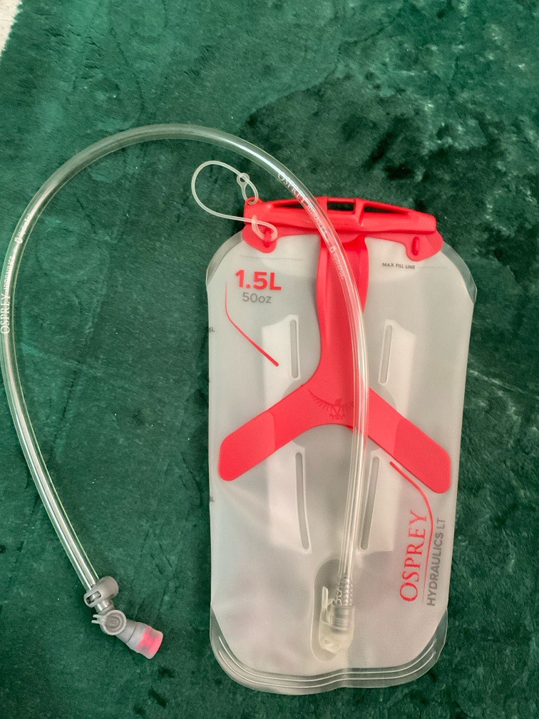 Osprey water bladder 1.5L, Sports Equipment, Hiking & Camping on Carousell