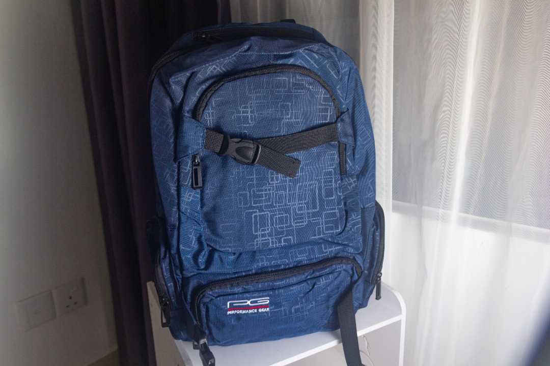 Perry Gear PG Golf Backpack, Men's Fashion, Bags, Backpacks on Carousell