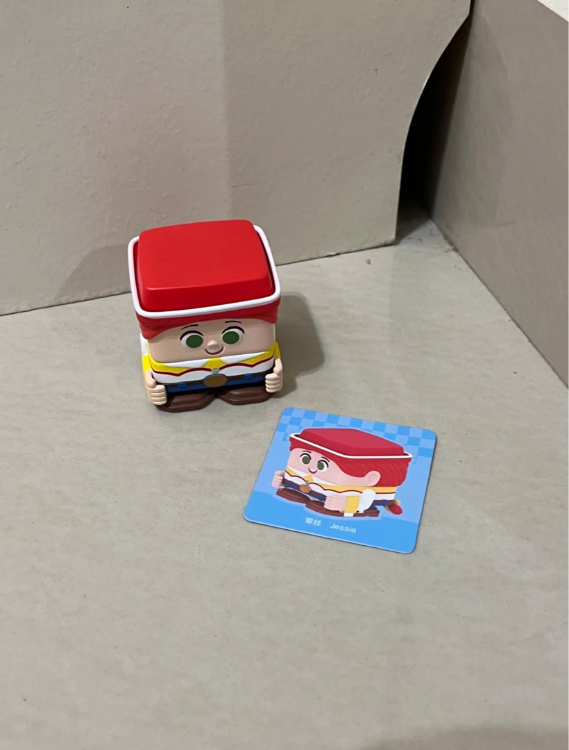 Popmart Pop Cube Jessie, Hobbies & Toys, Collectibles & Memorabilia ...