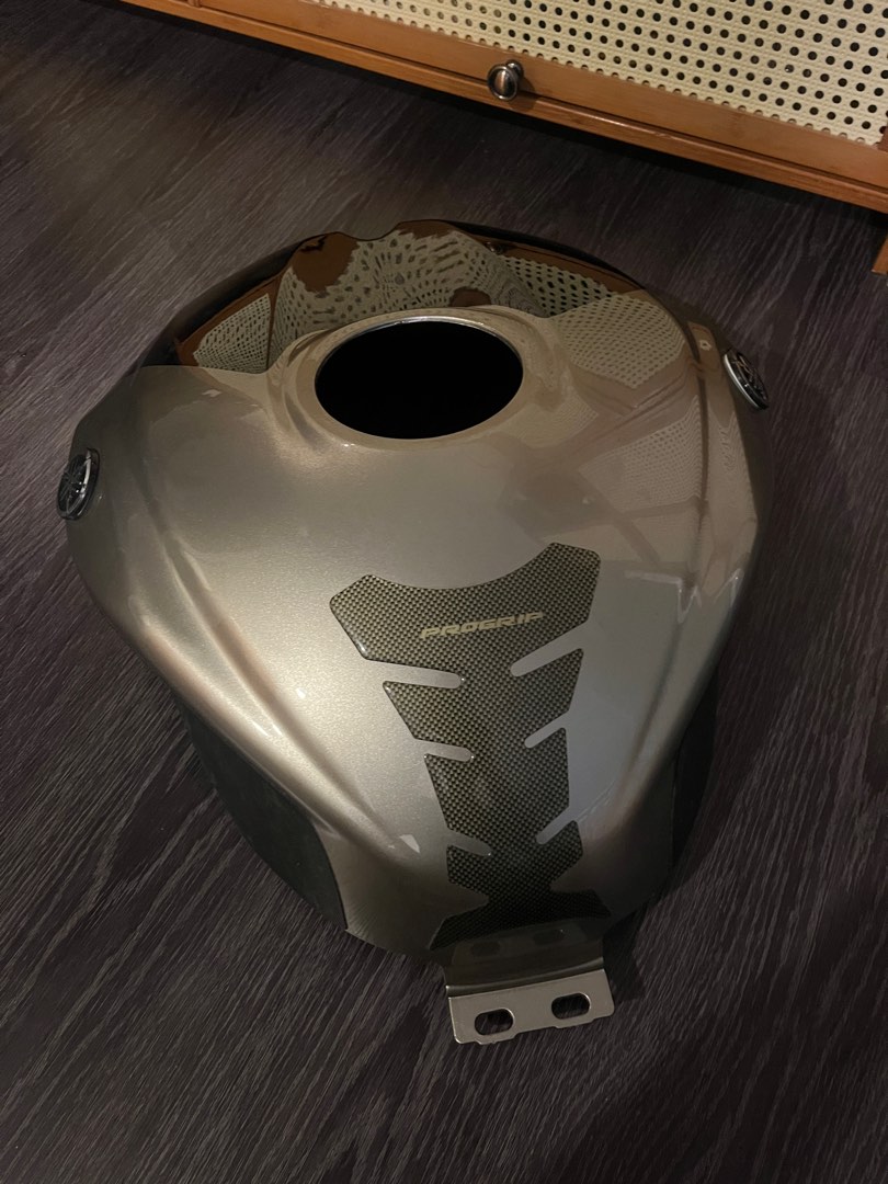 Yamaha YZF-R6 Tank Cover (2008-2016), Motorcycles, Motorcycle ...