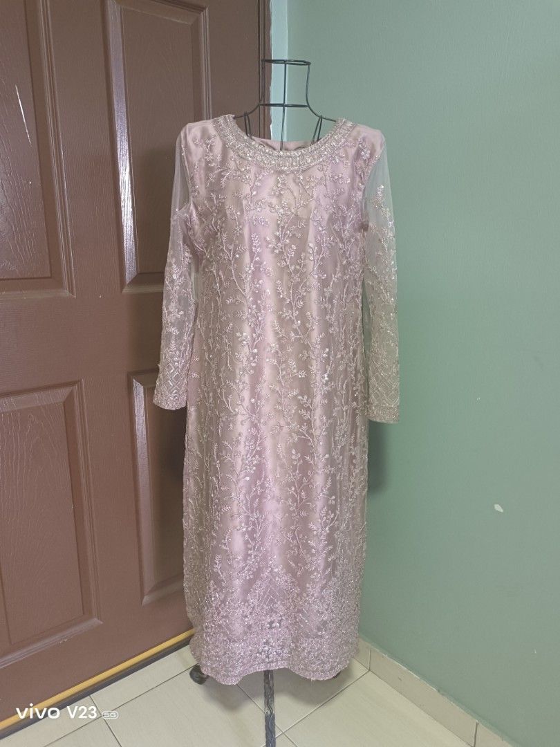 Sewa Baju Tema Bollywood, Women's Fashion, Dresses & Sets, Traditional ...