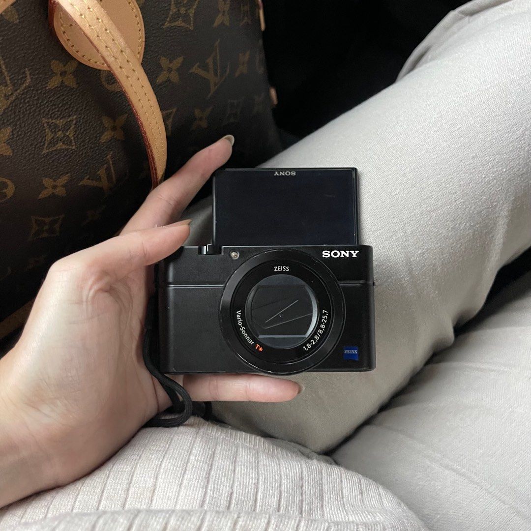 Sony Rx100 Mark IV FULL SET Flip Screen Kamera Digital Digicam ...