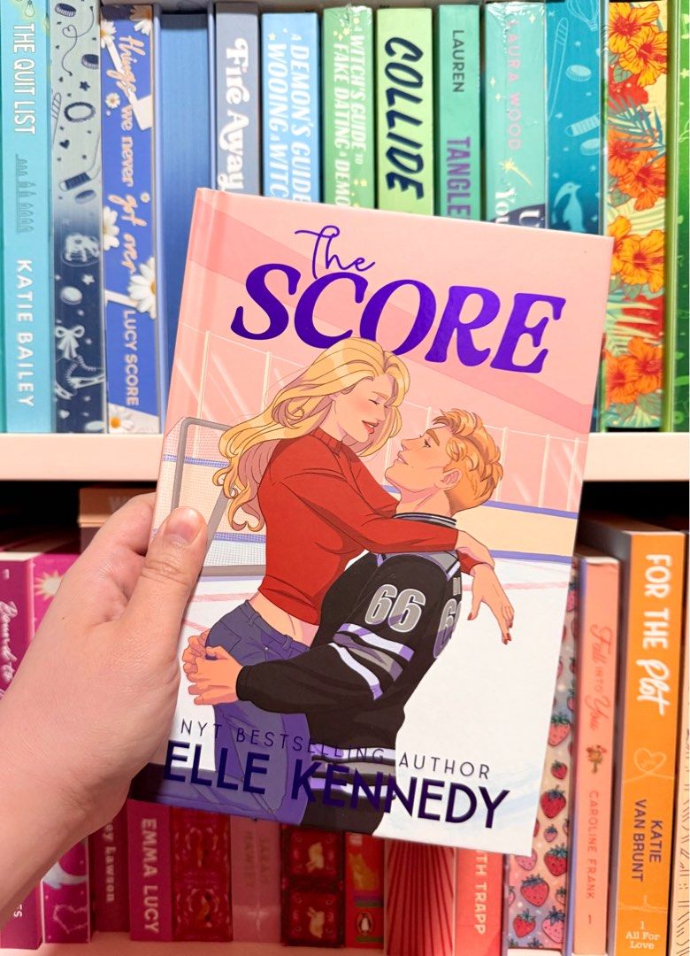 The Score by Elle Kennedy (Hello Lovely Box Edition), Hobbies & Toys ...