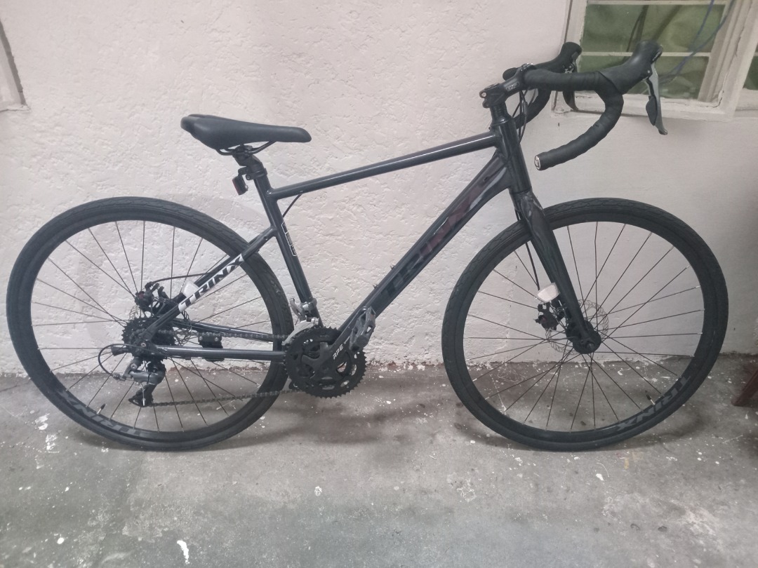 Trinx road bike, Sports Equipment, Bicycles & Parts, Bicycles on Carousell