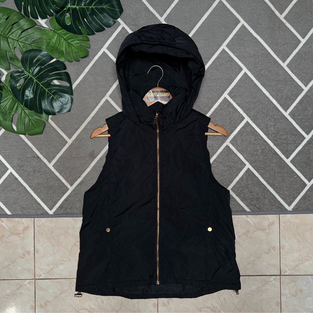 Uniqlo Vest | Uniqlo Rompi | Vest Uniqlo | Rompi Uniqlo | Uniqlo ...