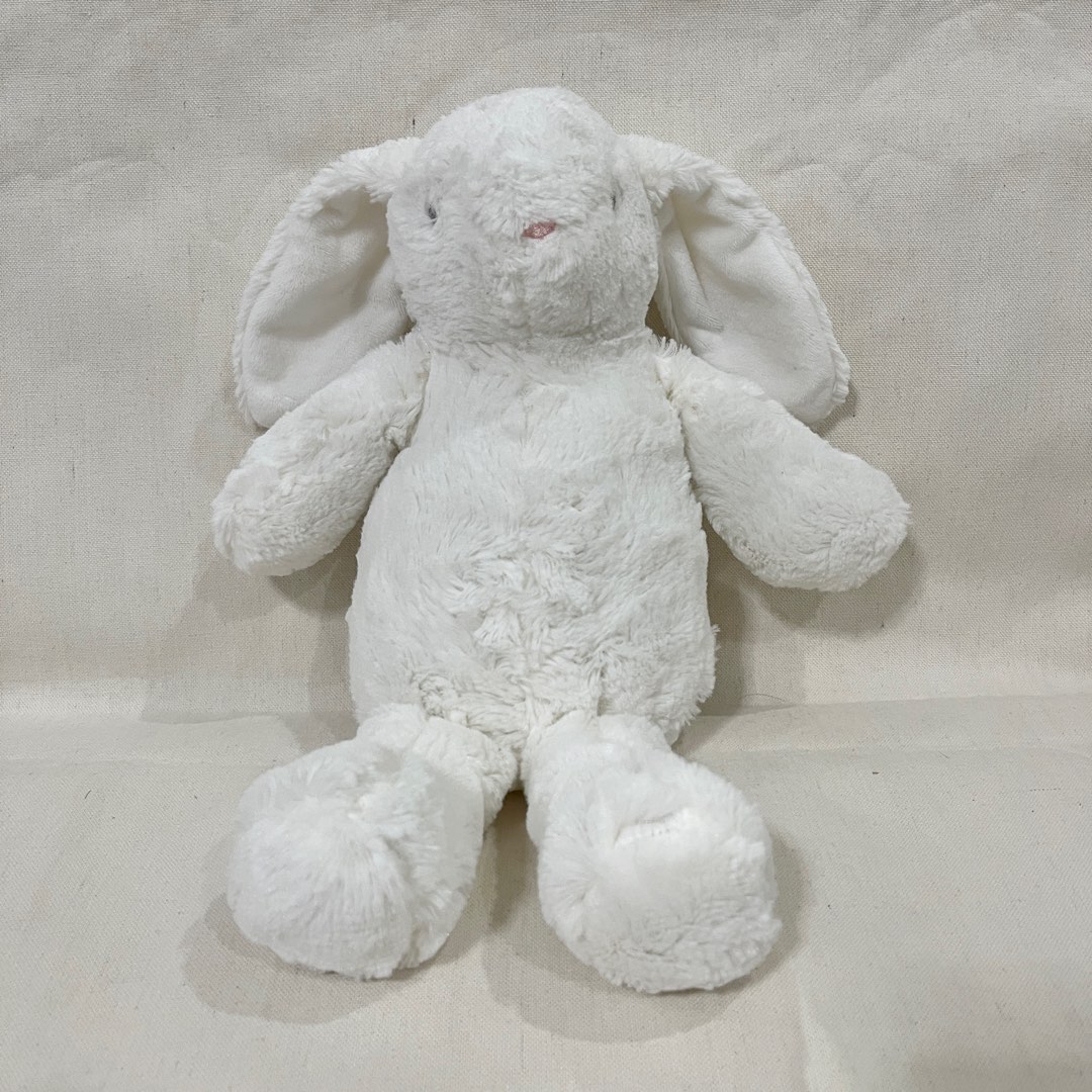 White Bunny Rabbit Plush Toy Organizer Pouch, Hobbies & Toys, Toys ...