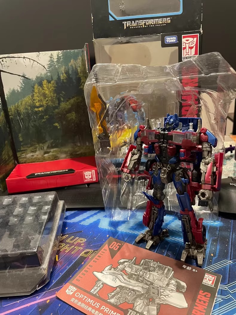 FREE Shipping. Hasbro Transformers Studio Series ss05 ss 05 Optimus ...