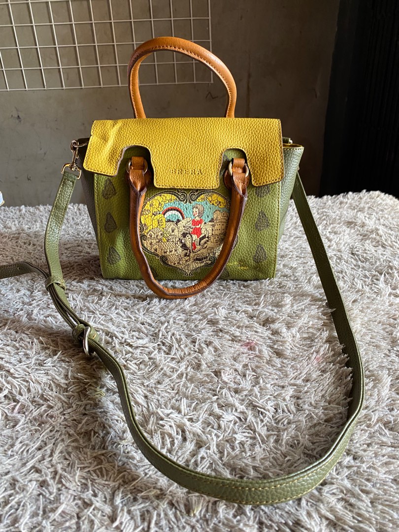 BRERA SLING ART, Barang Mewah, Tas & Dompet di Carousell
