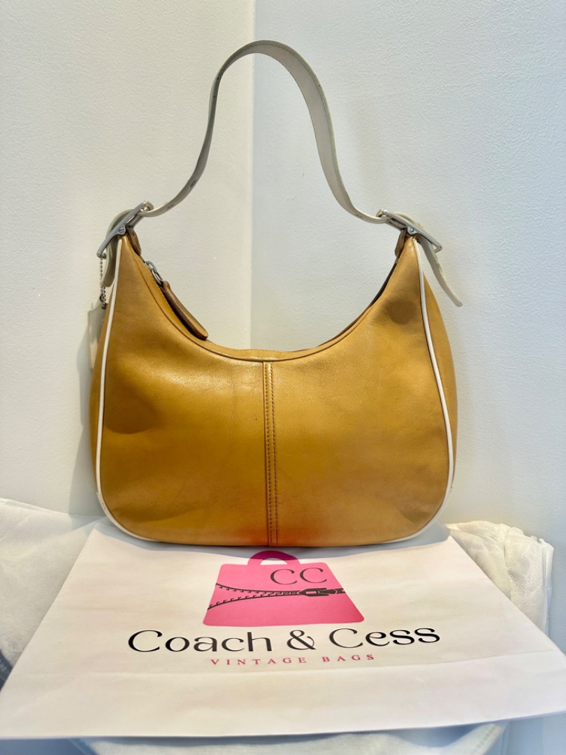 Coach Vintage 9342 legacy west zoe hobo bag Premium quality soft in tan & cream color, Women's ...