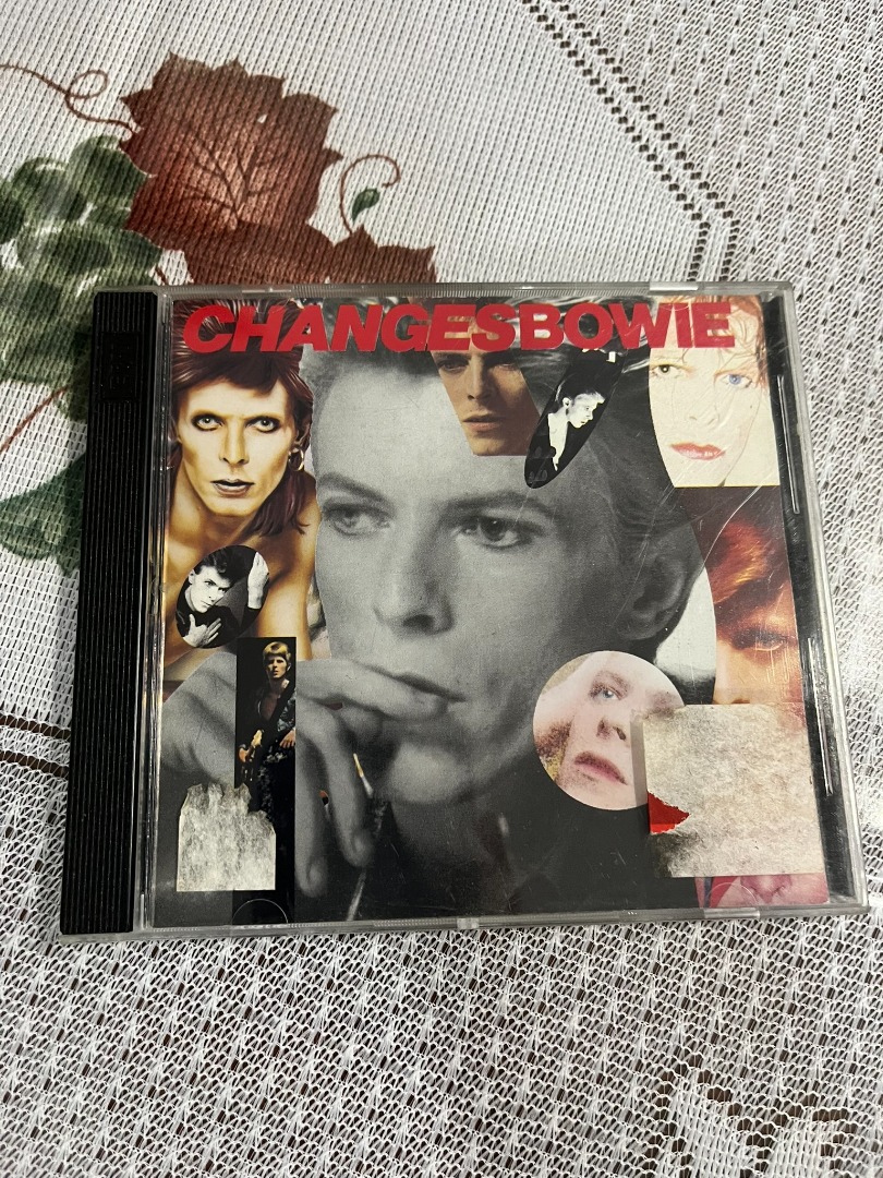 David Bowie - Changesbowie CD (Used) greatest hits, Hobbies & Toys ...