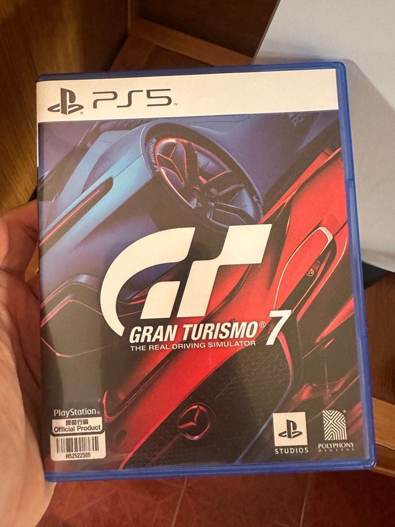 Good as new PS5 with two controllers free game gran turismo playstation ...