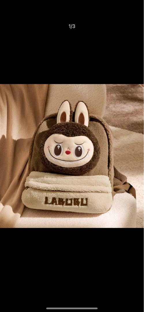 Labubu 官方正版超大容量背囊, 興趣及遊戲, 玩具 & 遊戲類 - Carousell