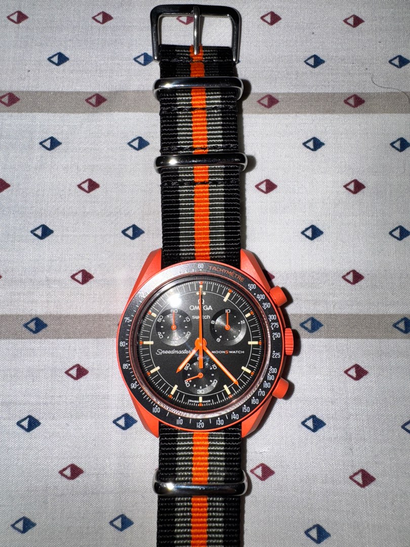 Omega x Swatch Moonswatch Mission on Earth - Lava, Men's Fashion ...