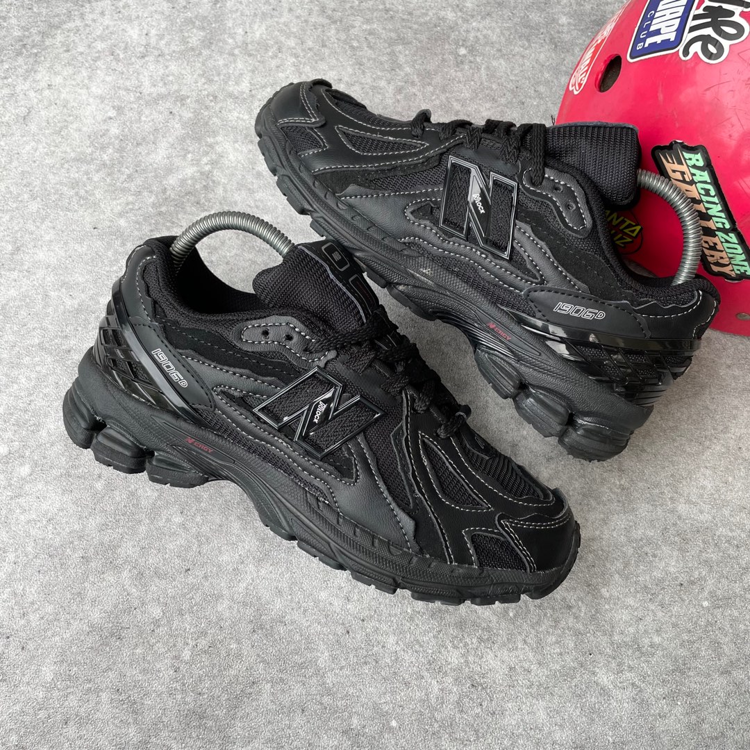 New balance 1906, Fesyen Pria, Sepatu , Sneakers di Carousell