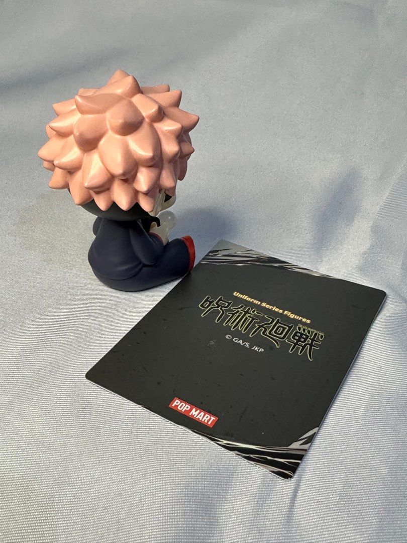 PopMart Jujutsu Kaisen Yuji Itadori| Uniform Series Figure Pop Mart ...