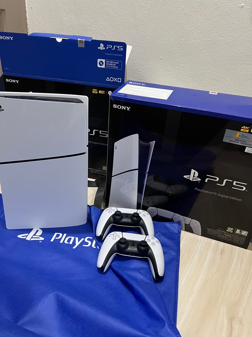 PS5 Slim + 2 controllers, Video Gaming, Video Game Consoles ...