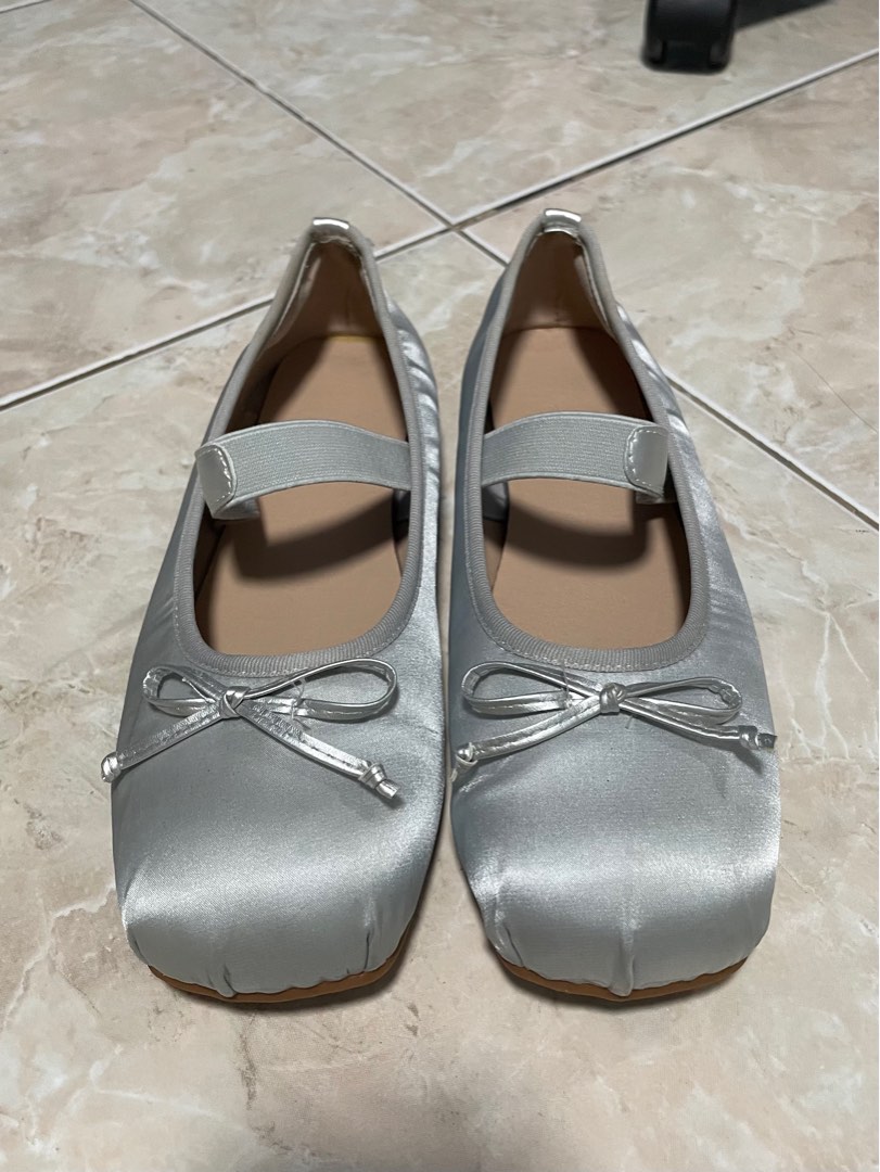 Silver Satin Mary Jane Ballet Flats, Women's Fashion, Footwear, Flats ...