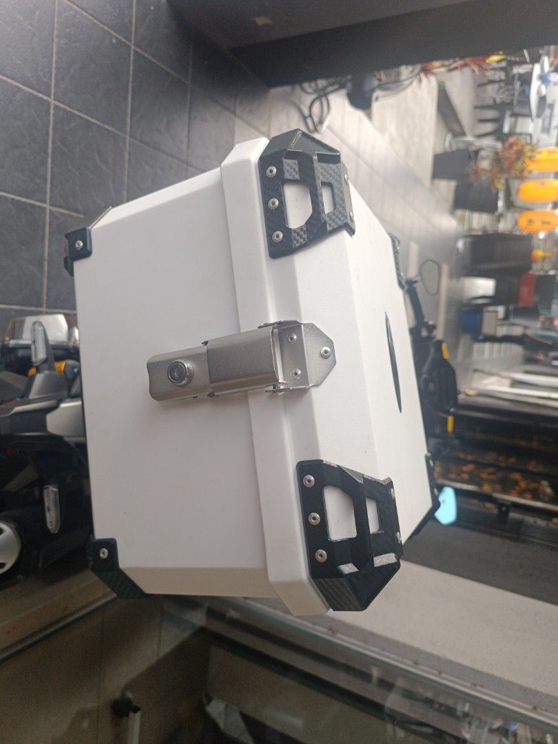 vario 160 rack dan box, Motorbikes on Carousell