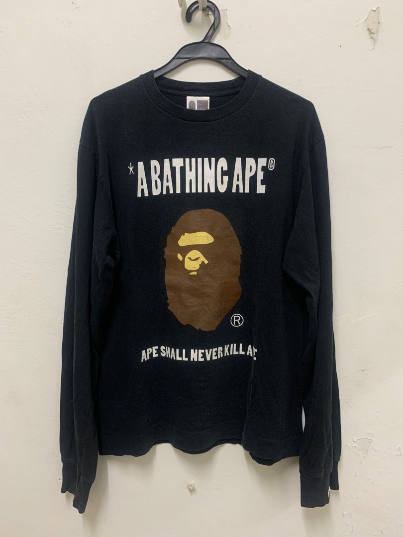 Vintage bathing ape, Men's Fashion, Activewear on Carousell
