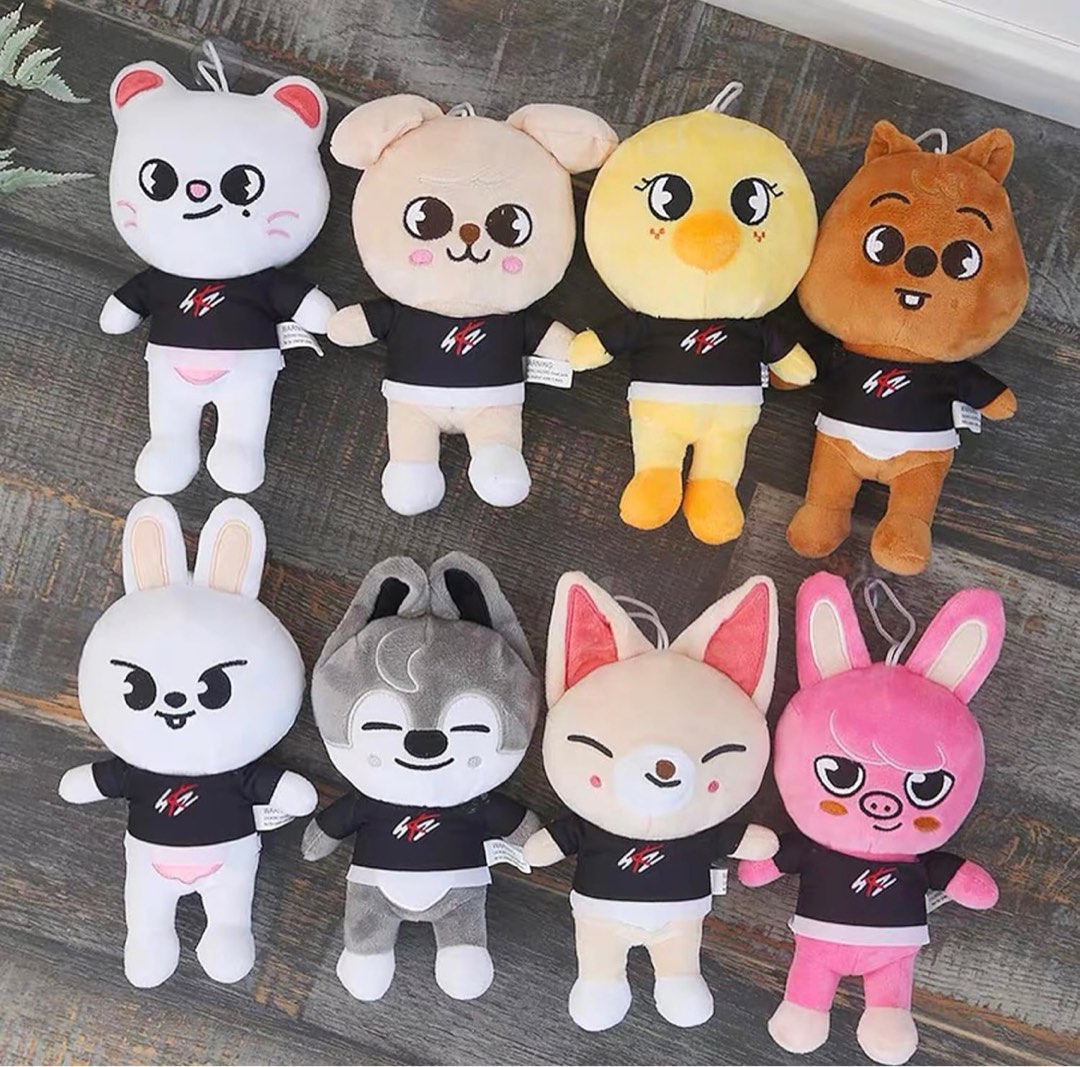 8 PCS Skzoo Plushies Stray Kids Plush Toys Set 20cm, 興趣及遊戲, 玩具 & 遊戲類 ...