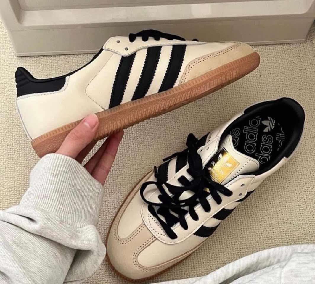 Adidas samba strata, Women's Fashion, Footwear, Sneakers on Carousell