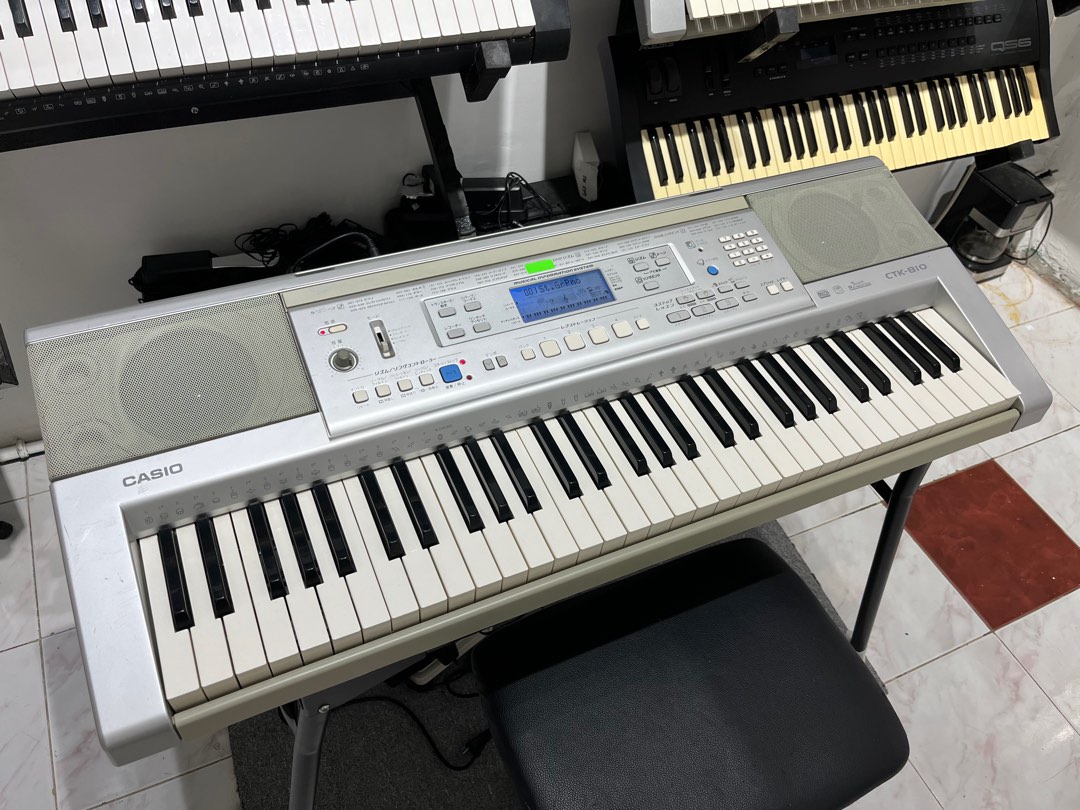 Casio CTK 810 Keyboard Piano 61 Keys Touch Response with Sustain Pedal ...