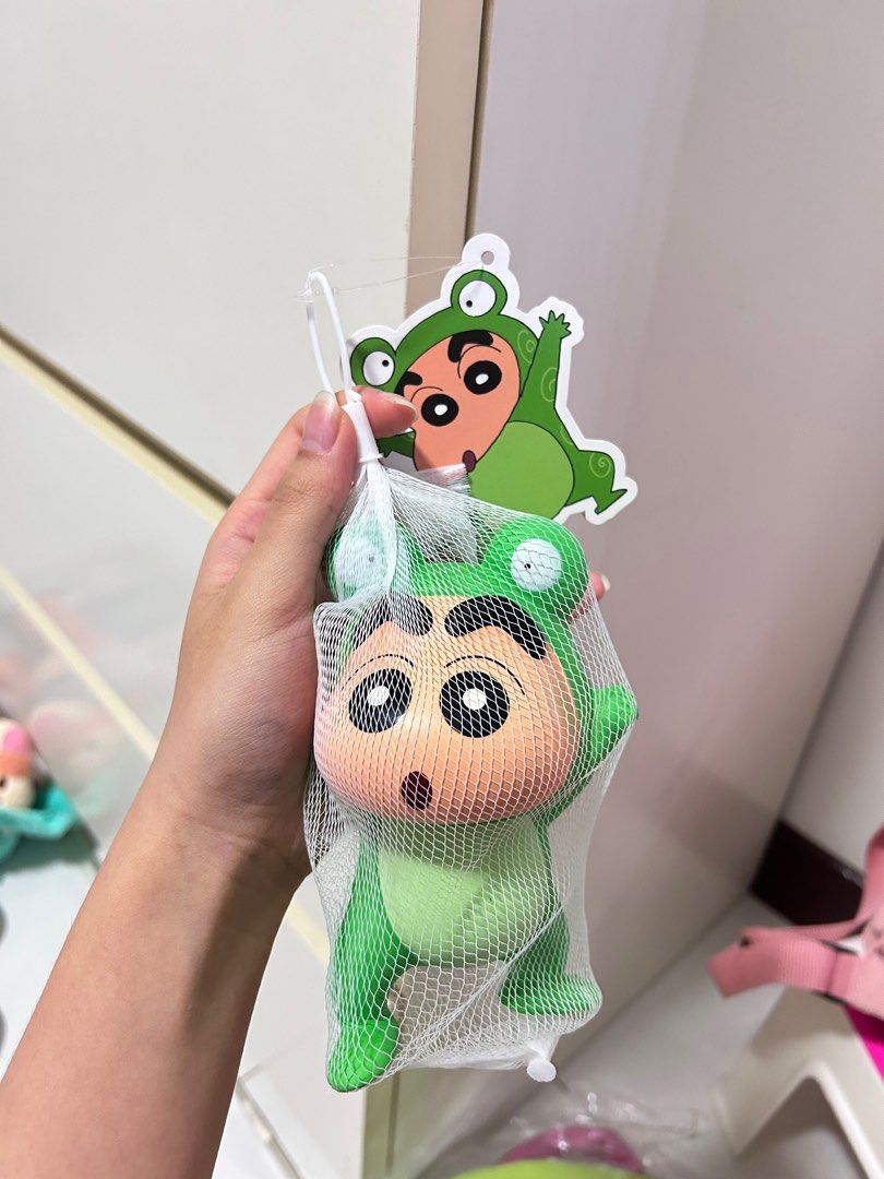 CRAYON SHIN CHAN LA BI XIAO XIN GREEN FROG SQUISHY KIDS TOY, Hobbies ...