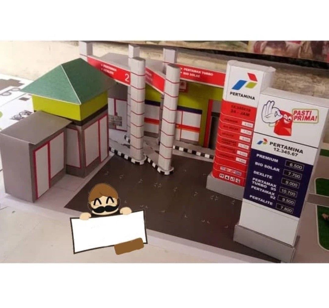 Diy Miniatur Papercraft SPBU Pertamina, Desain & Kerajinan Tangan, Alat ...
