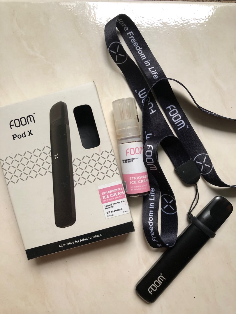 FOOM POD X BUNDLING LIQUID (ABSOLUTE BLACK STRAWBERRY ICE CREAM 15 ML ...