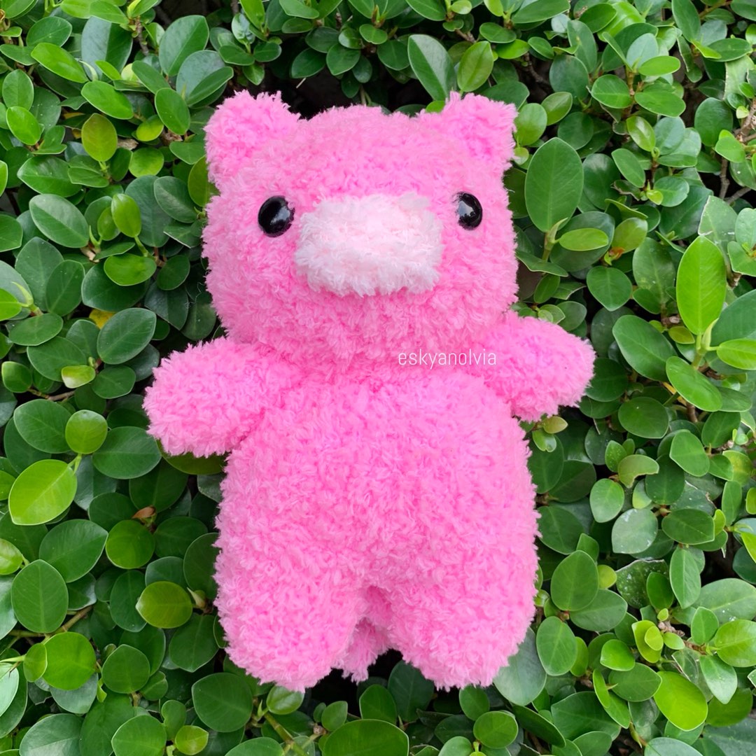 Fuzzy Pig Handmade Crochet Stuffed Toy, Hobbies & Toys, Toys & Games on ...