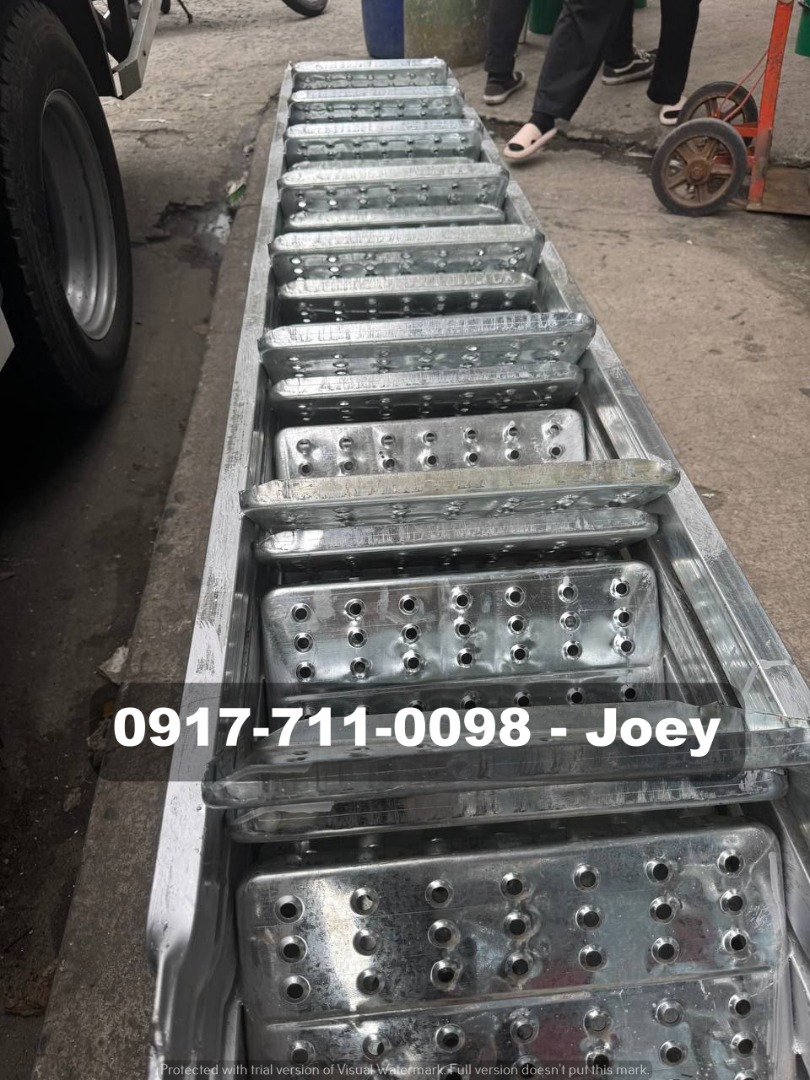Galvanized Steel Ladder, Commercial & Industrial, Construction Tools ...
