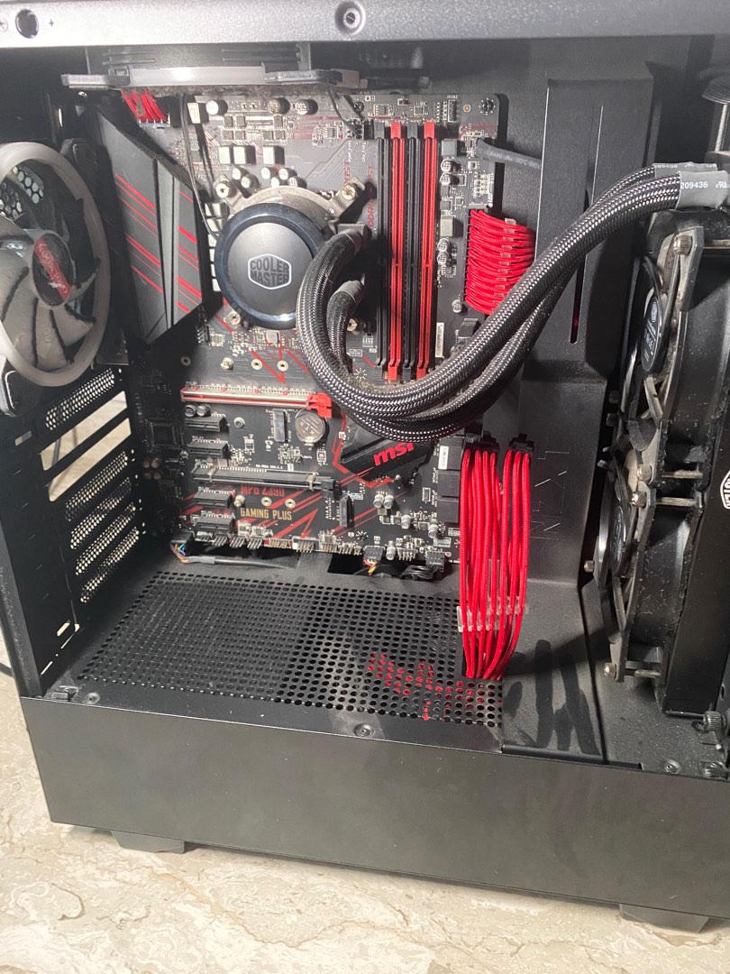 Gaming pc(missing some parts), Computers & Tech, Desktops on Carousell