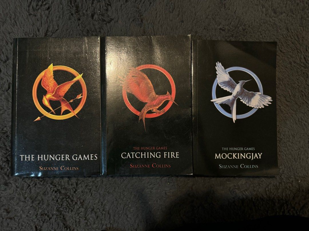 Hunger Games trilogy, Hobbies & Toys, Books & Magazines, Fiction & Non ...