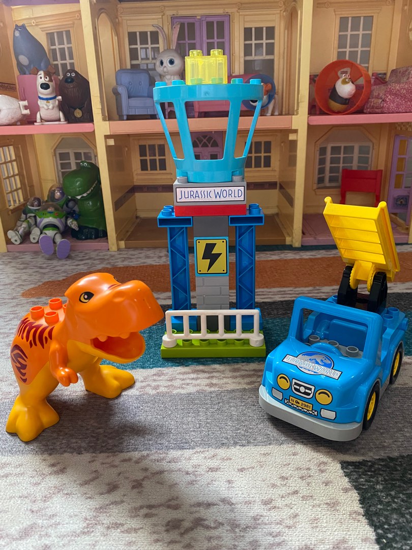 Lego Duplo 10880 T.Rex Tower Jurassic World Park Set, Hobbies & Toys ...