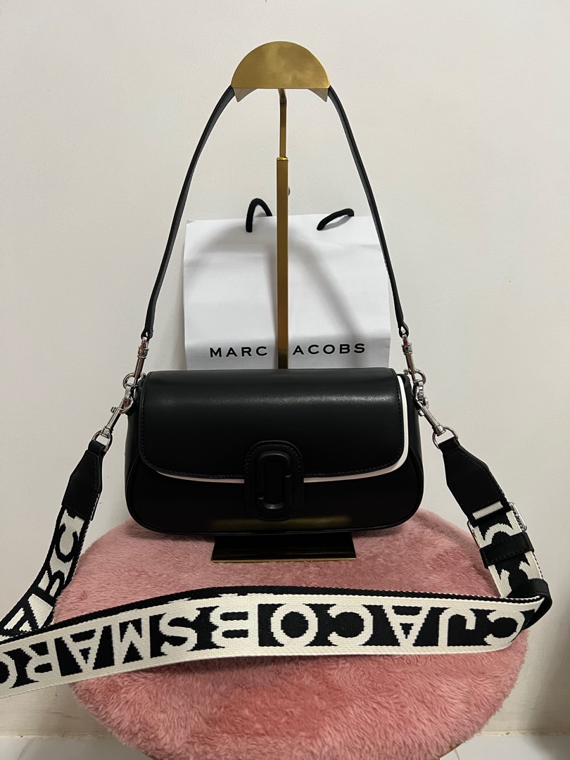 Marc Jacobs Curve Two Way Bag, Luxury, Bags & Wallets on Carousell