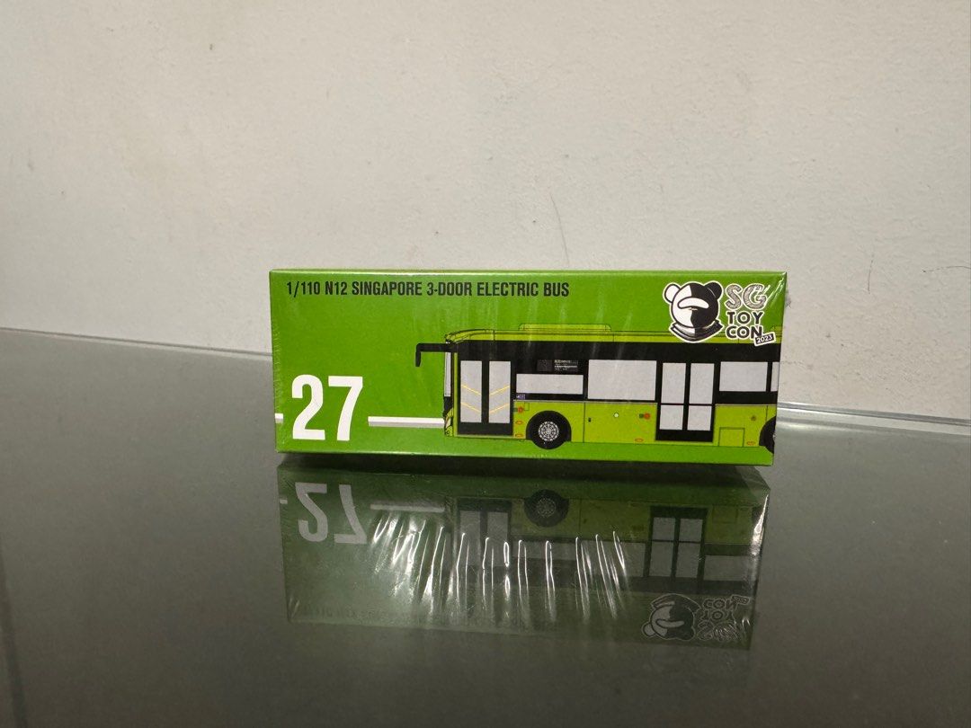 Masterpiece Collectibles 1/110 Singapore Zhongtong N12 3-Door Electric ...