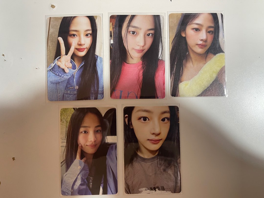 NewJeans ORIGINAL MINJI Bluebook Photocard Set, Hobbies & Toys ...