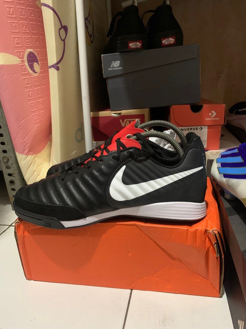 Sepatu futsal nike tiempo legend 7 . Not . Ortus eight.specs . Mills ...