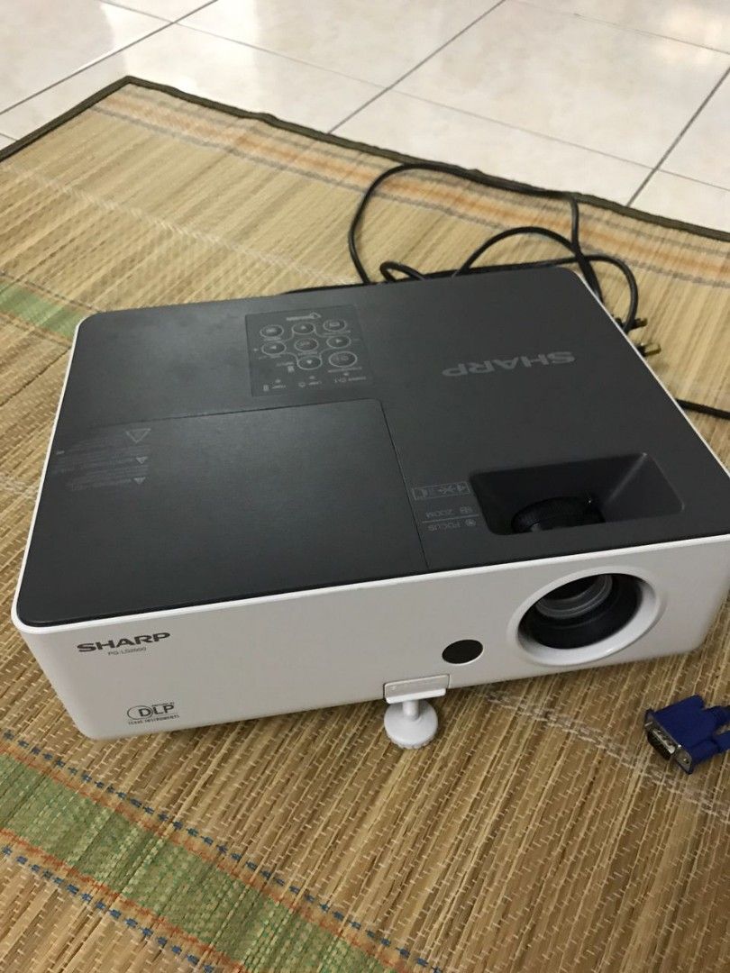 Sharp PG-LS2000 LCD Projecter, TV & Home Appliances, TV & Entertainment, Projectors on Carousell
