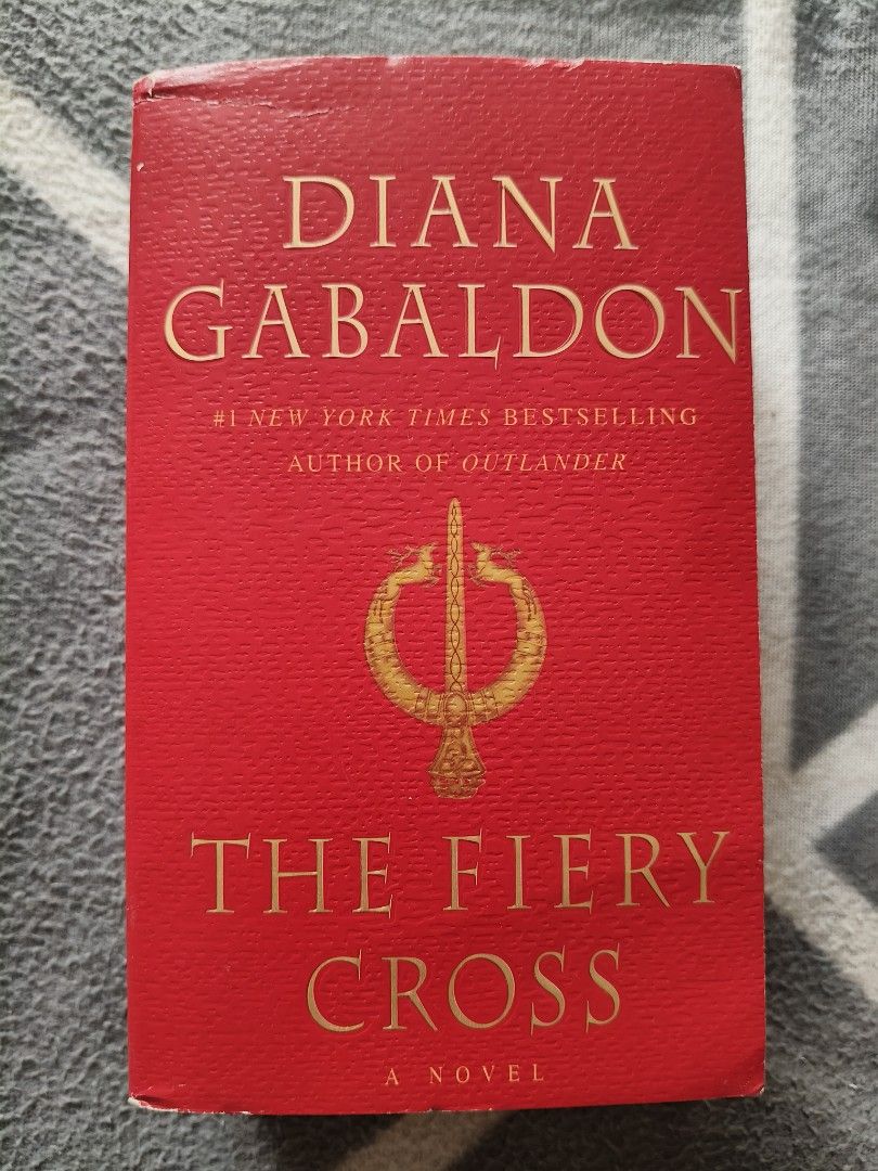THE FIERY CROSS by Diana Gabaldon, Hobbies & Toys, Books & Magazines ...