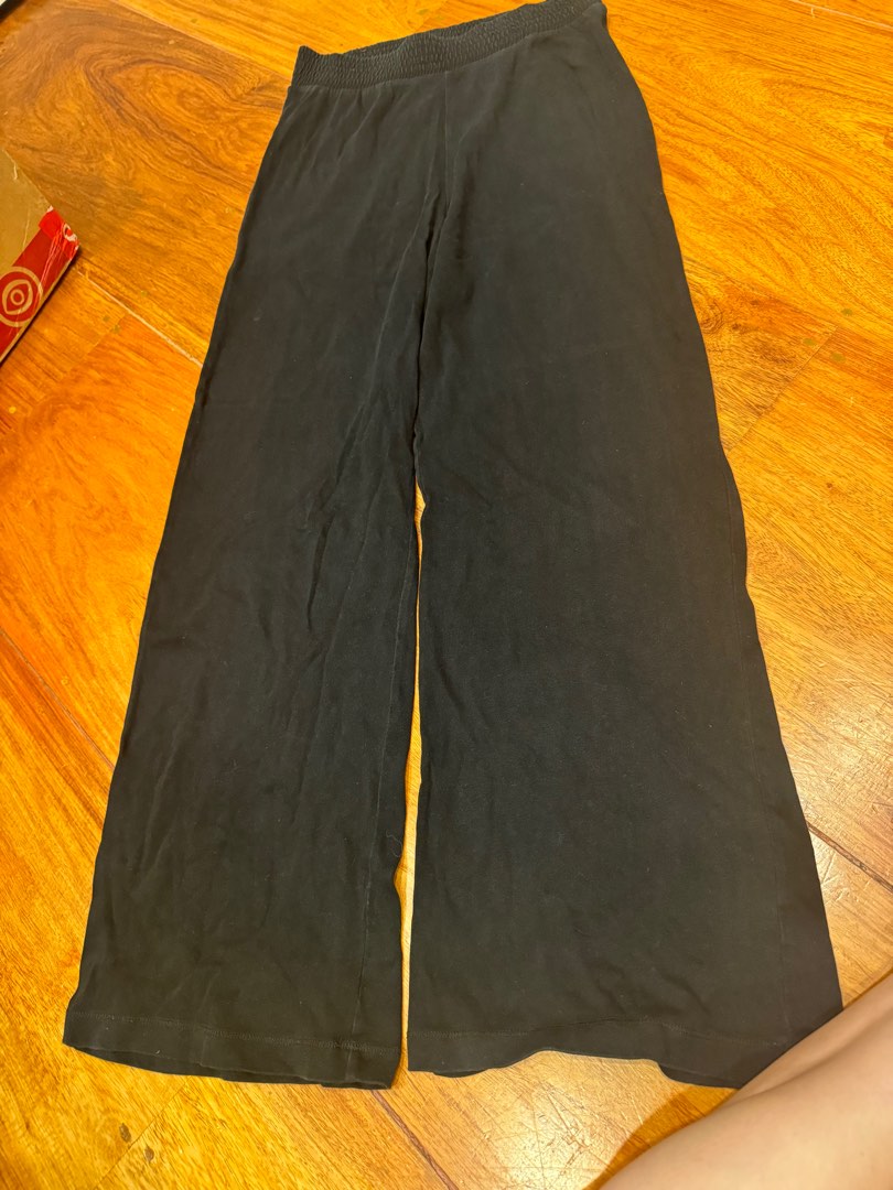 zara garterized wide leg trousers, Women's Fashion, Bottoms, Other ...