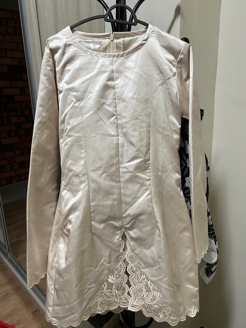 Baju nikah champagne colour, Women's Fashion, Dresses & Sets ...