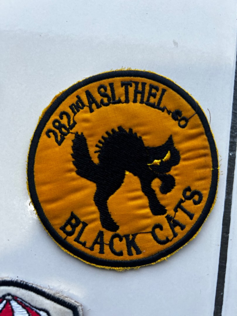 BLACK CATS Patch US Army, Hobbies & Toys, Collectibles & Memorabilia, Vintage Collectibles on ...
