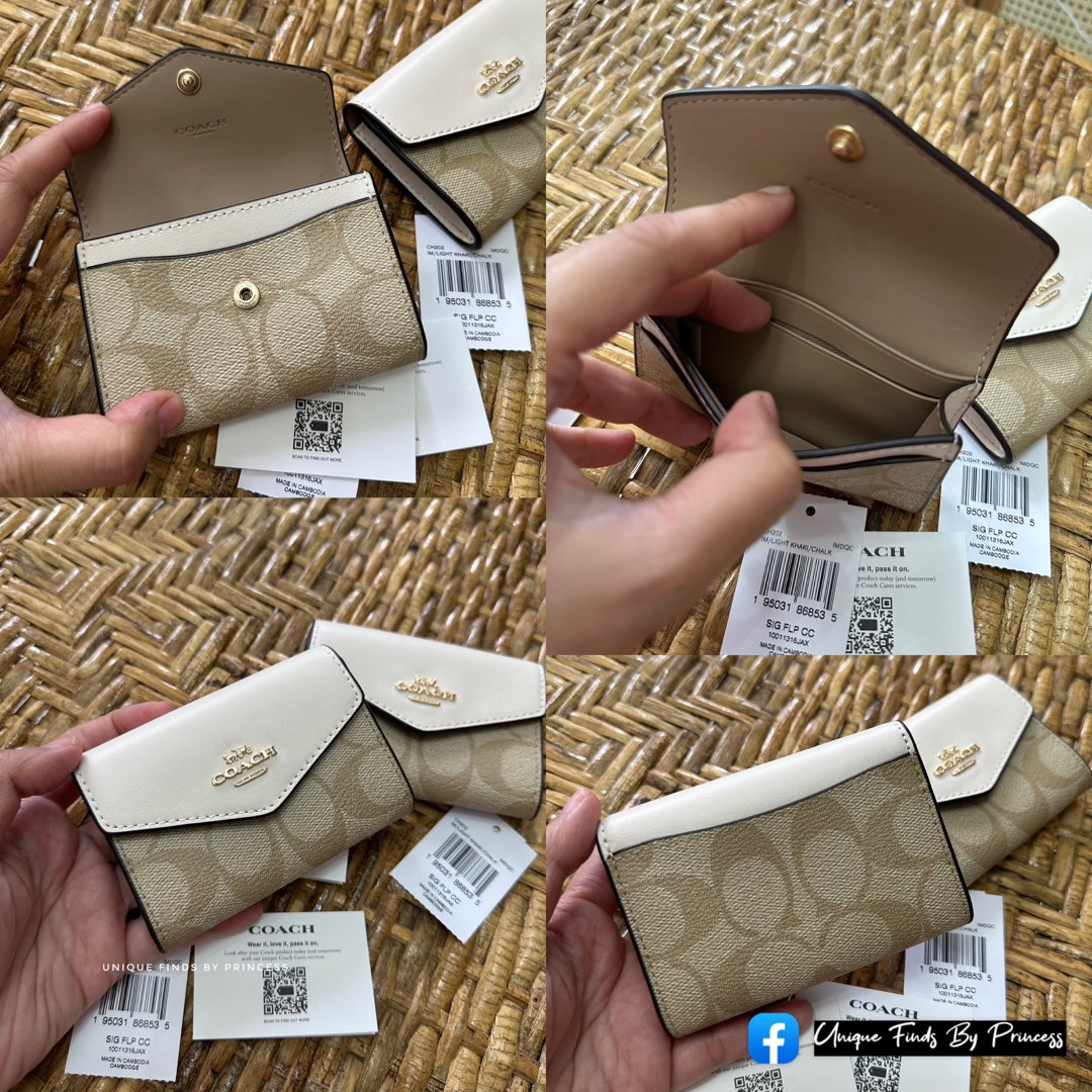 coach flap card case in signature canvas, Women's Fashion, Bags ...