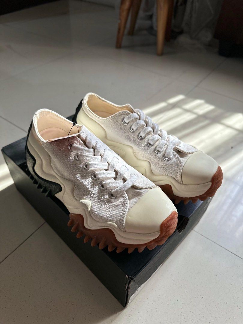 Converse Run Star Hike Motion Foundational White, Fesyen Wanita, Sepatu ...